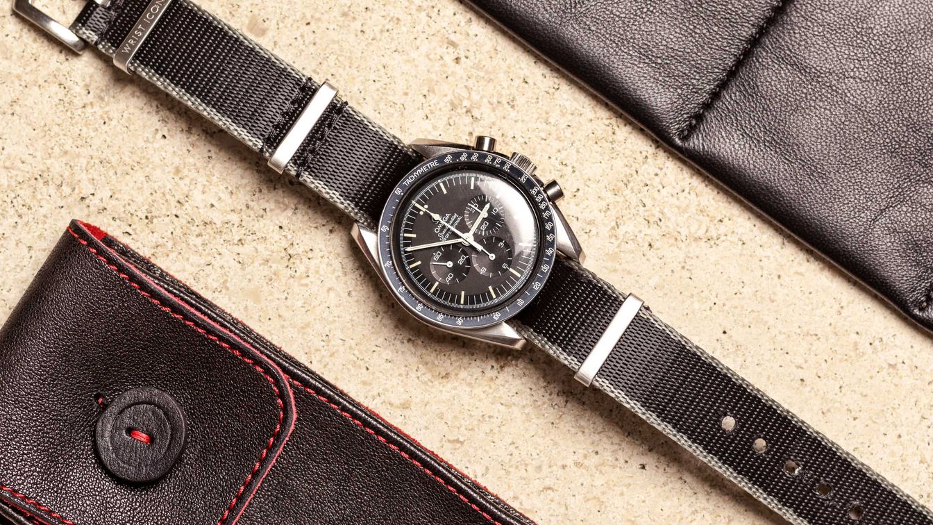 Black grey premium seatbelt nato - WRIST ICONS