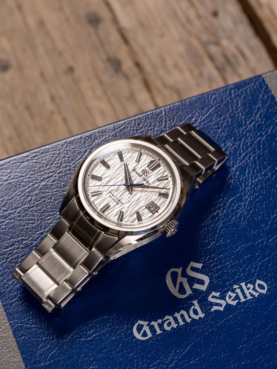Grand Seiko White Birch SLGH005 - WRIST ICONS
