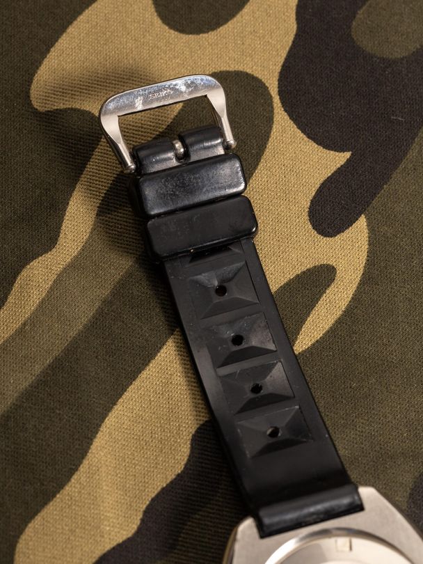 Seiko Captain Willard 6105-8110 original strap and box - WRIST ICONS