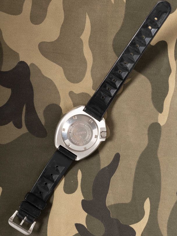 Seiko Captain Willard 6105-8110 original strap and box - WRIST ICONS